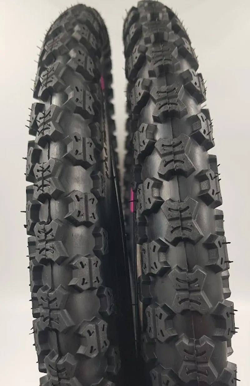 MiRider Graveler Chunky Tyre 1 Pair in Black